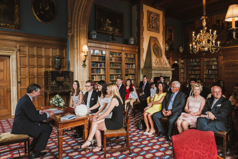 Schlosshotel Kronberg Hochzeit - die Bibliothek als Standesamt | Vladi ...
